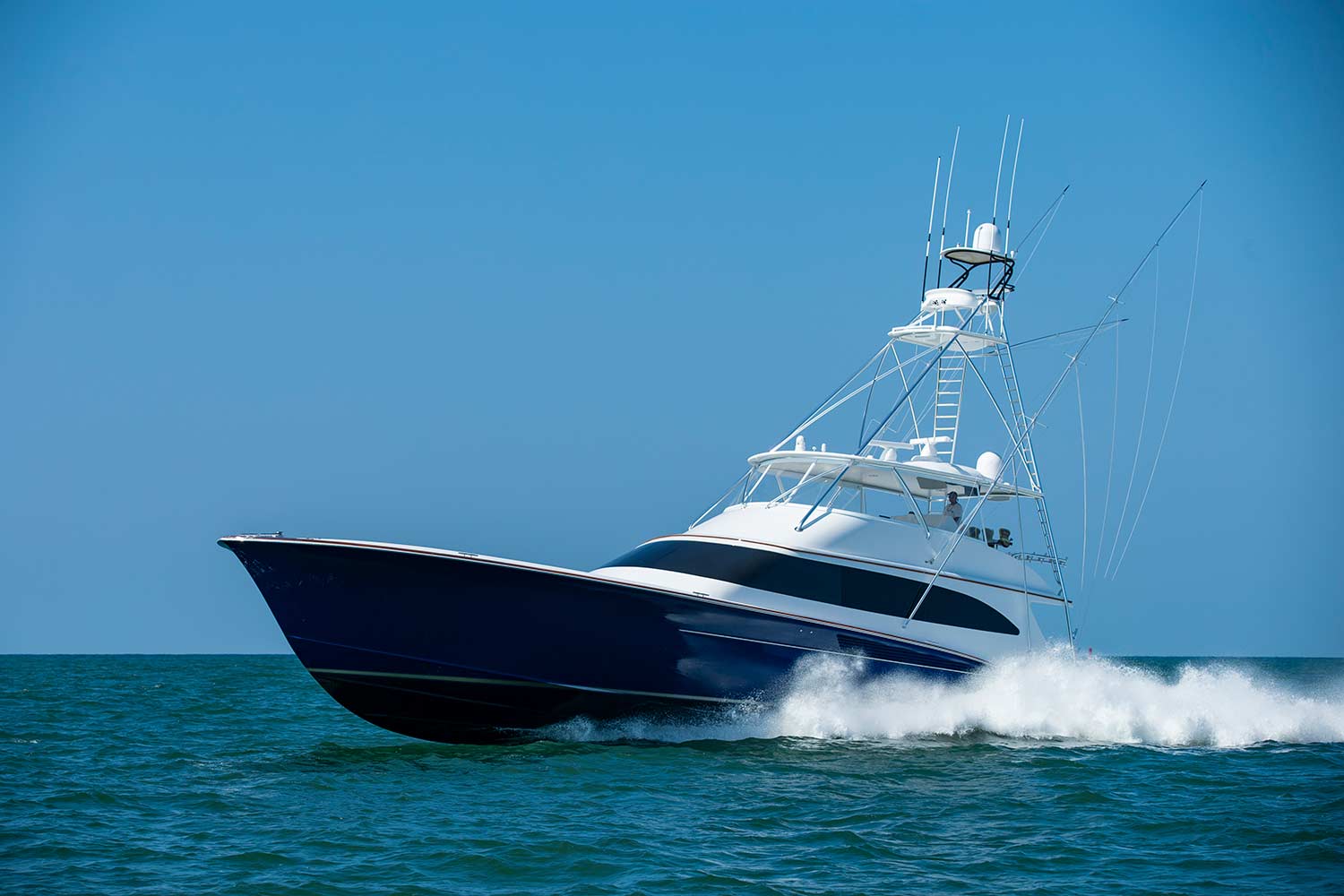 First Look at Jarrett Bay 84 | Marlin
