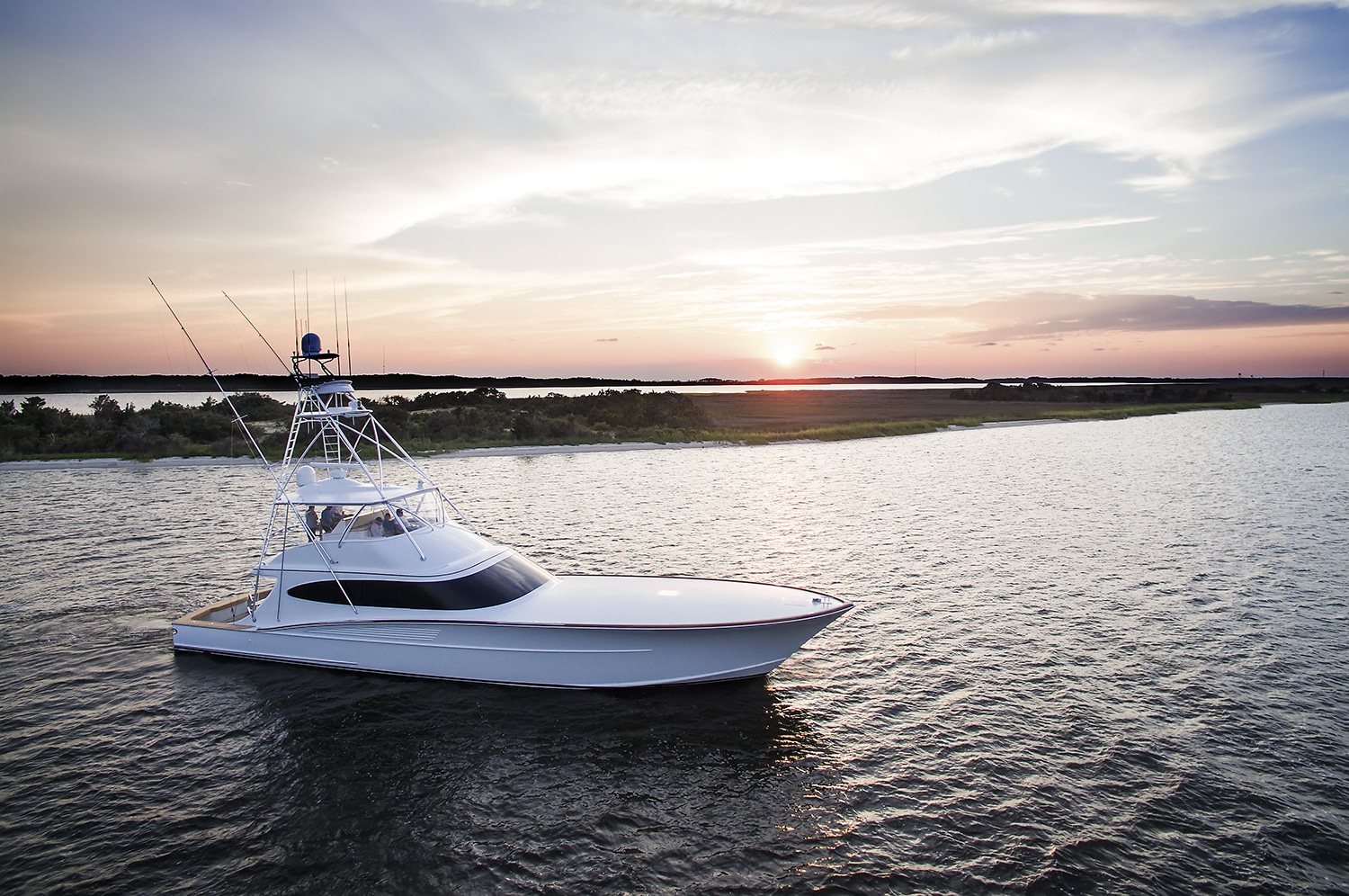 Bayliss Boatworks Wave Paver Pictures | Marlin