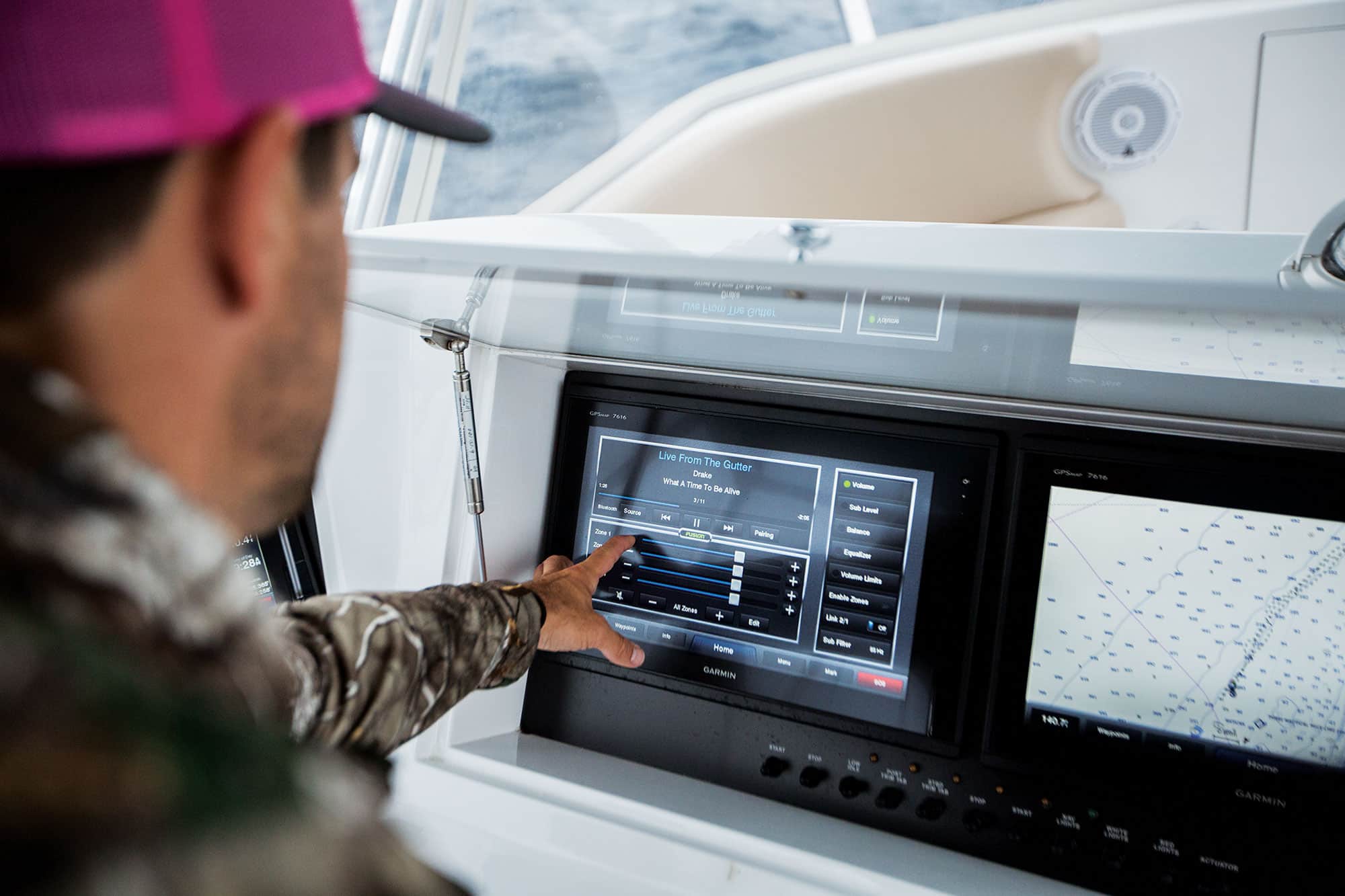 Controlling Boat's Audio Through Navigation Display | Marlin