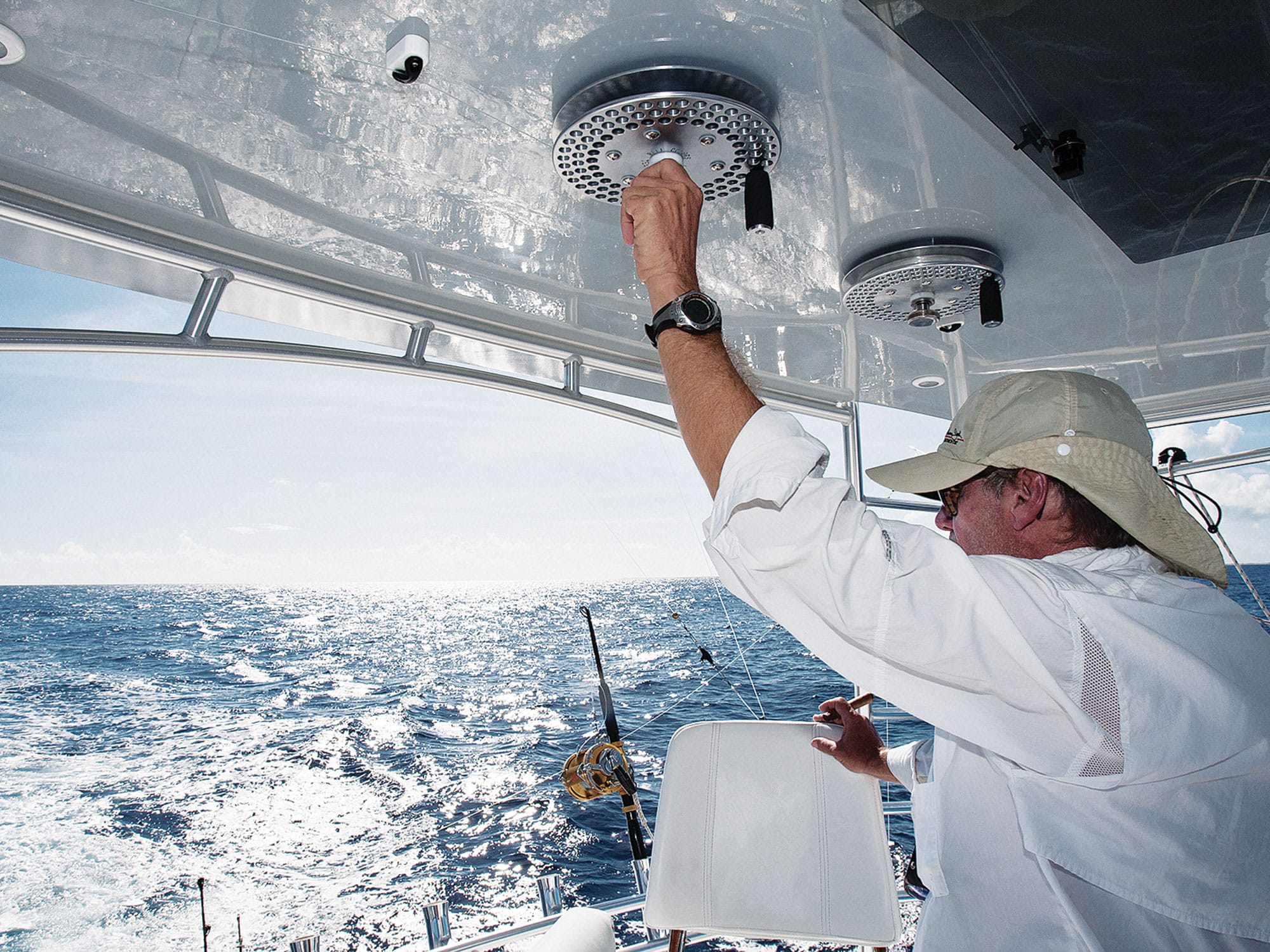 Benefits of a Tower for Offshore Fishing Boats | Marlin