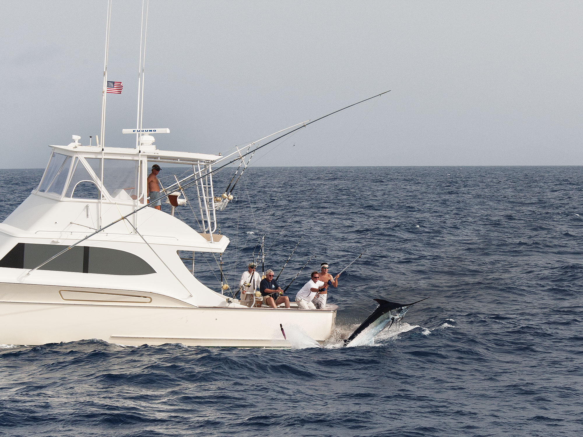 Benefits of a Tower for Offshore Fishing Boats | Marlin